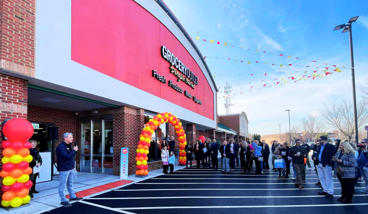 Grocery Outlet Holds Grand Opening Ribbon Cutting at Regency's Warwick ...
