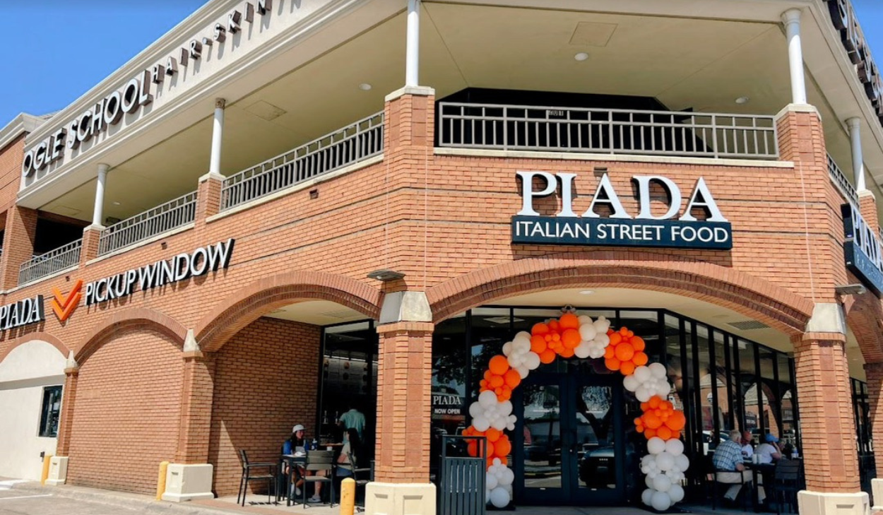 Regency Welcomes Food Concepts Piada & D.L. Mack's in Dallas